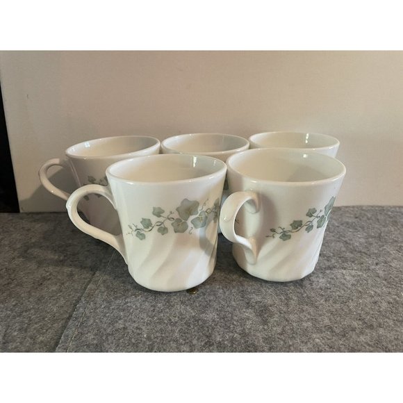 Corningware | Kitchen | Set Of 5 Vintage Green Ivy Design By Corning ...